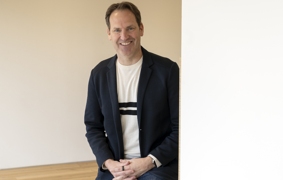 Jon Cook y la relevancia de VMLY&R | Internacional — Anuncios.com